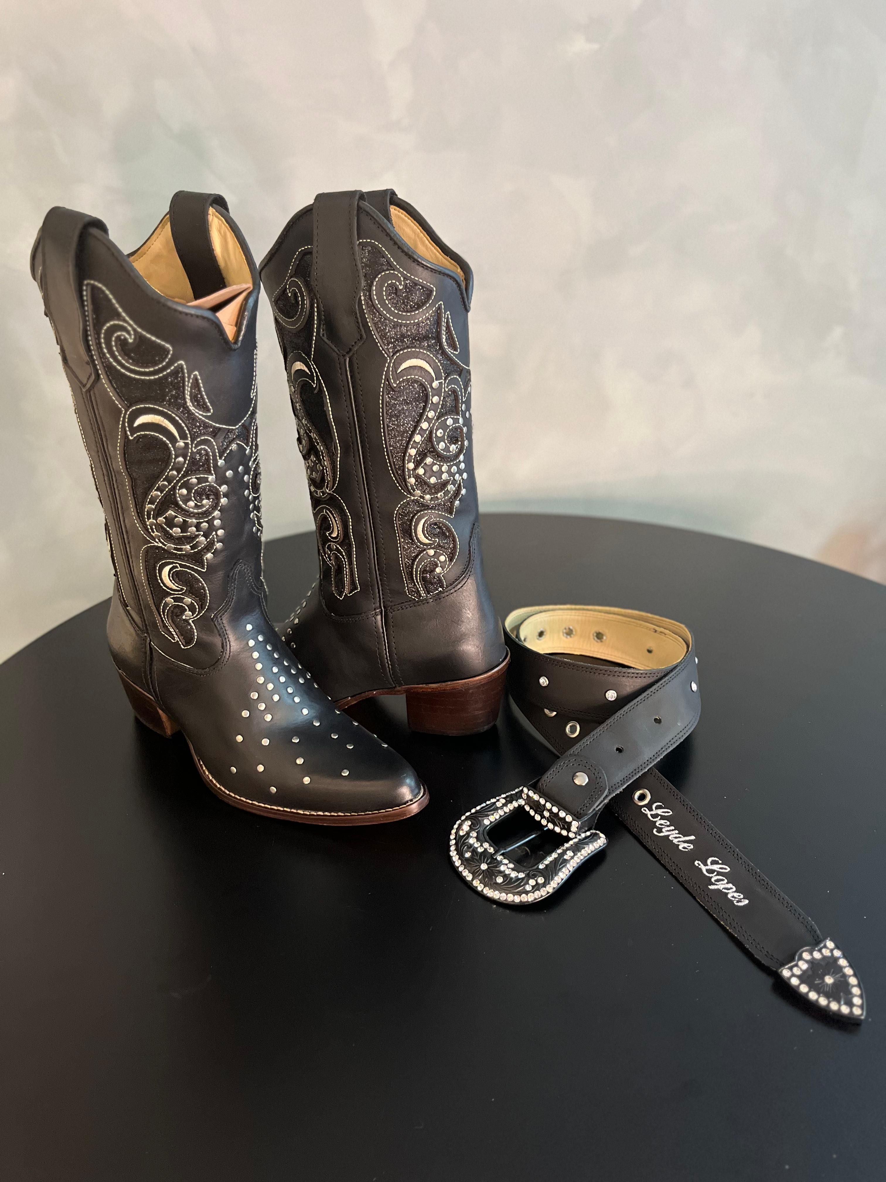 COMBO BOTA TEXANA LASER COM METAIS BICO FINO + CINTO EM COURO PRETO ...