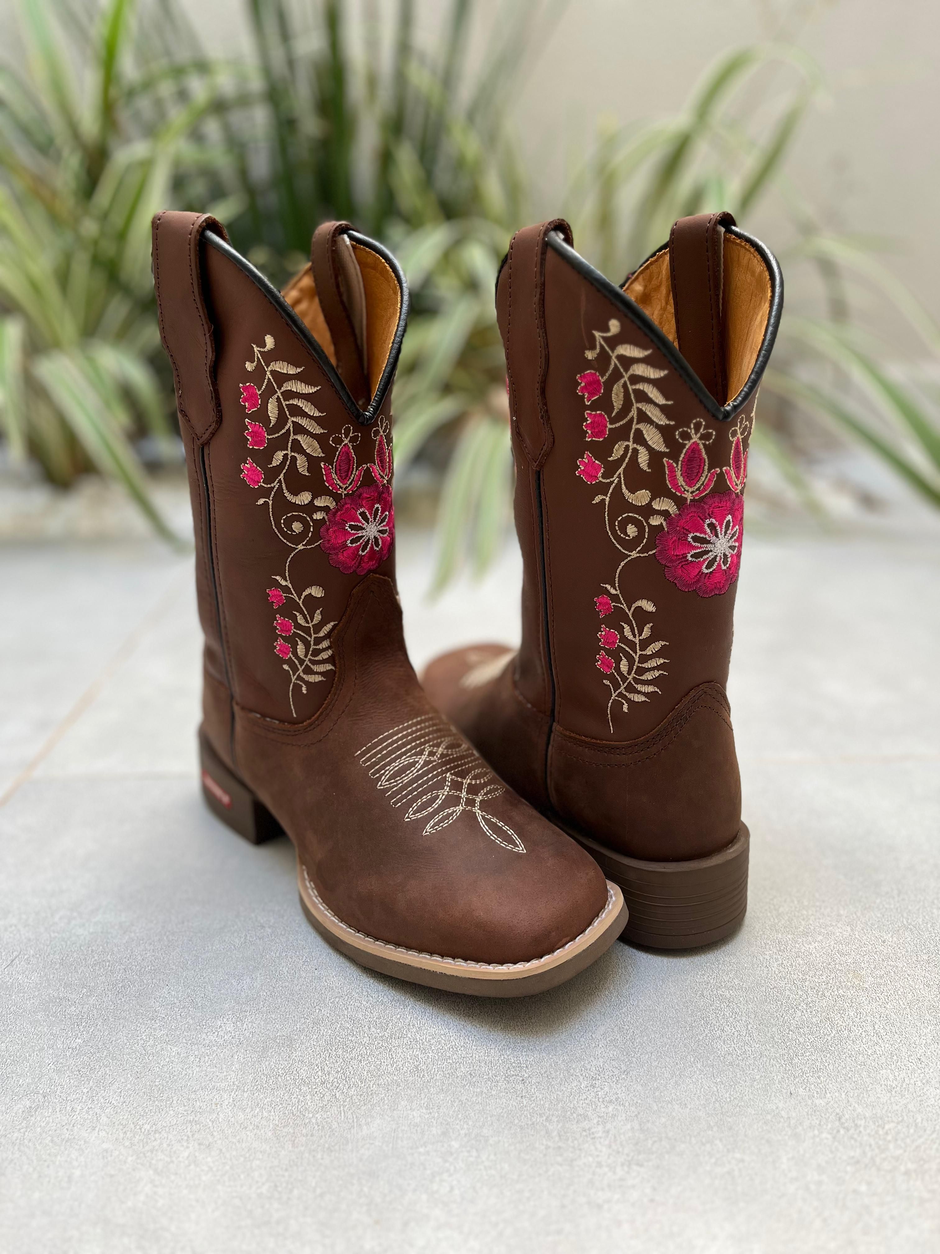 BOTA TEXANA EM COURO FLORES CANO TRADICIONAL | Botas Texanas Bruto