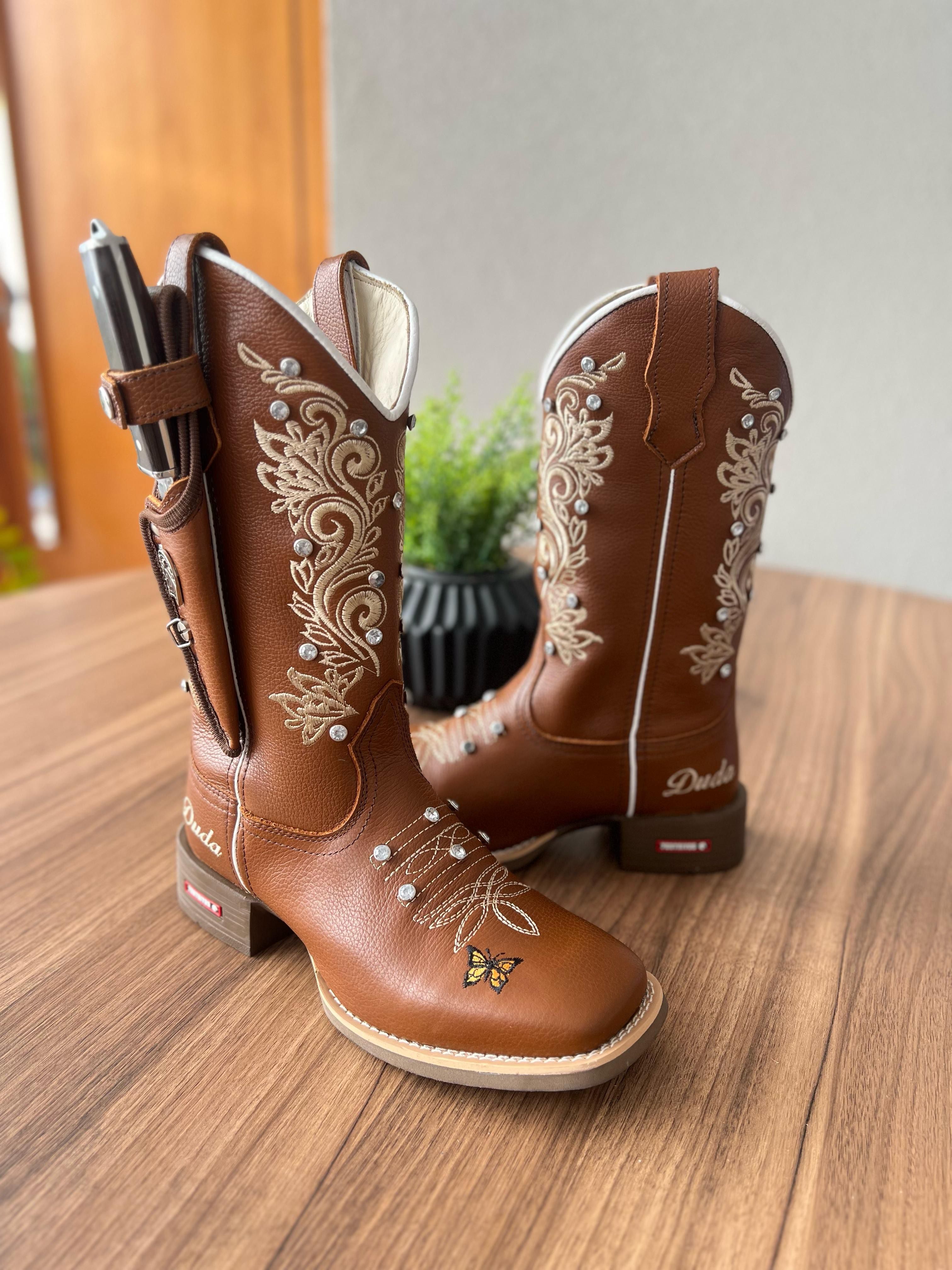 KIT TEXANA EM COURO BORDADO BEGE + BAINHA + FACA COM METAIS E NOME ...