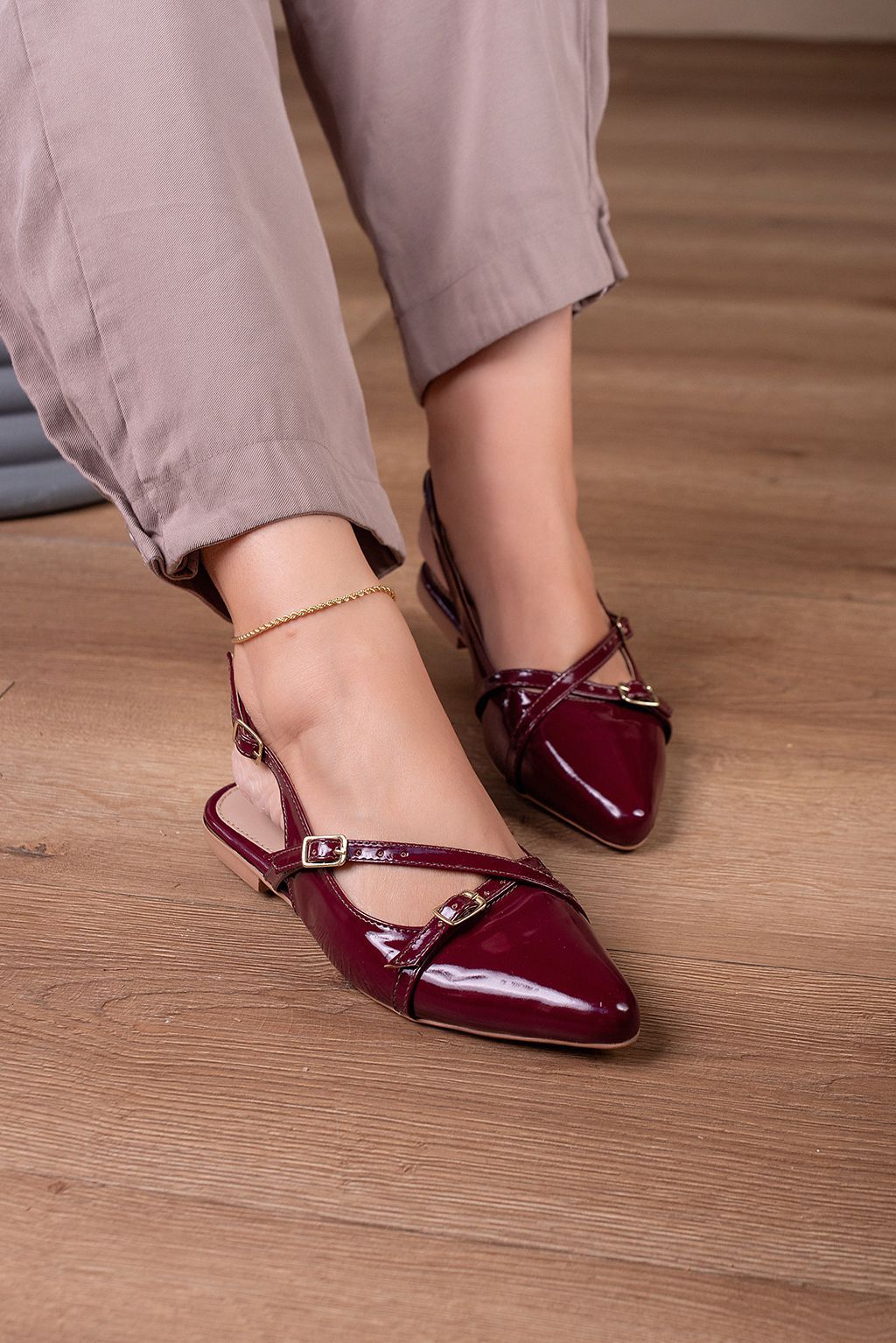 Sapatilha Slingback Fivela_310- Marsala | Carolina Lins