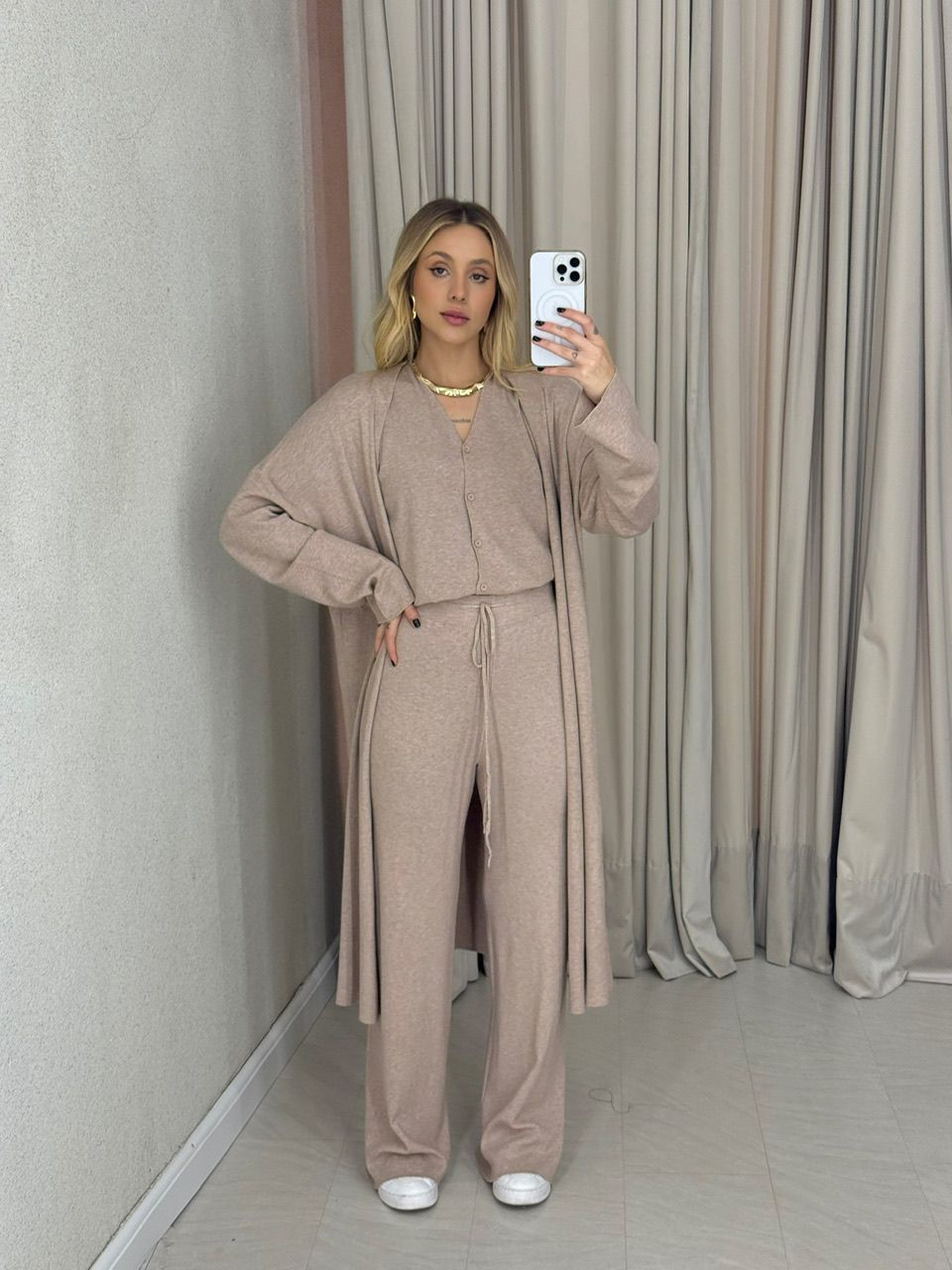 TRIJUNTO AMANDA TRICOT | CAROLLA FERRARO