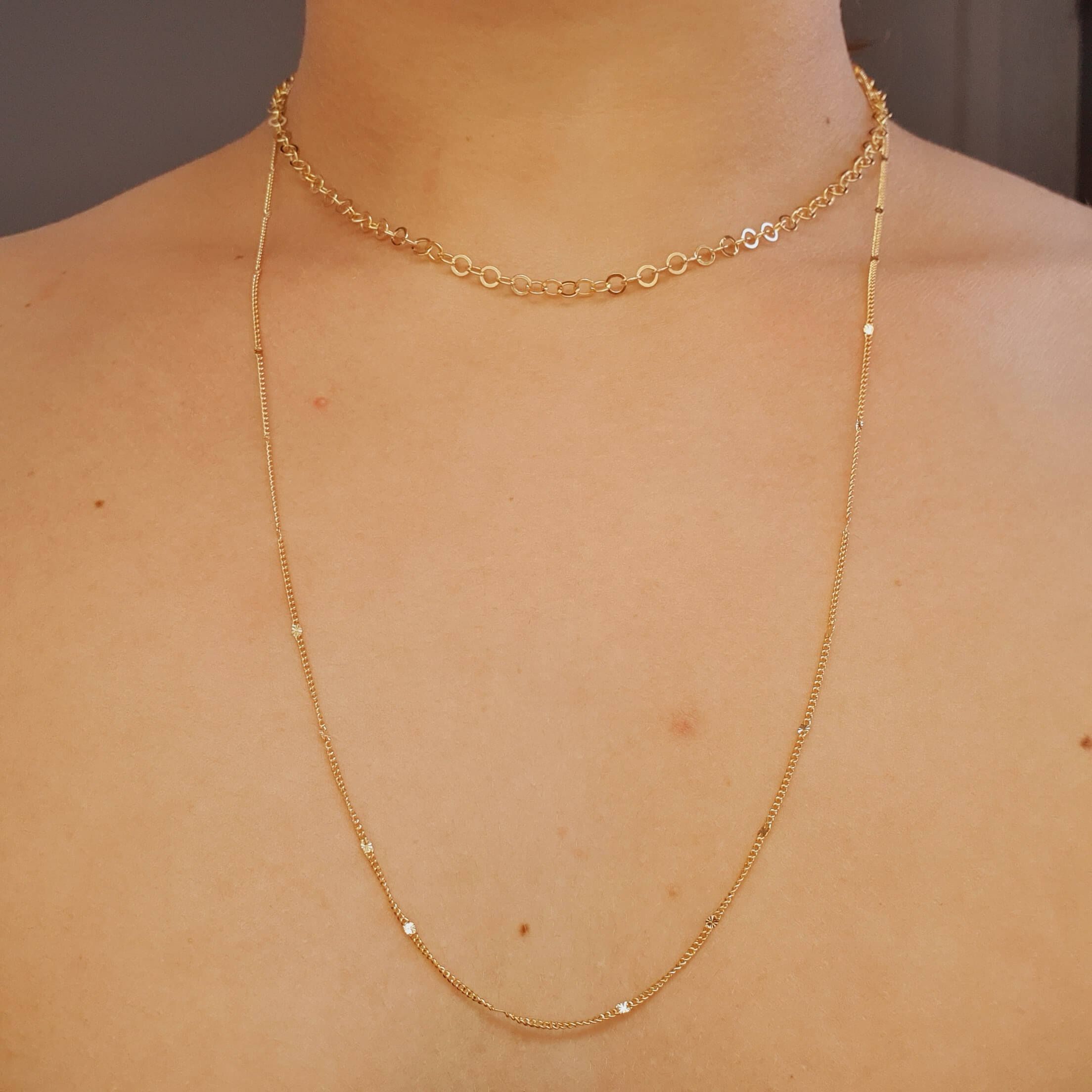 Colar Duplo Folheado A Ouro 18K Mini Círculos Delicado - Chérie Bijoux