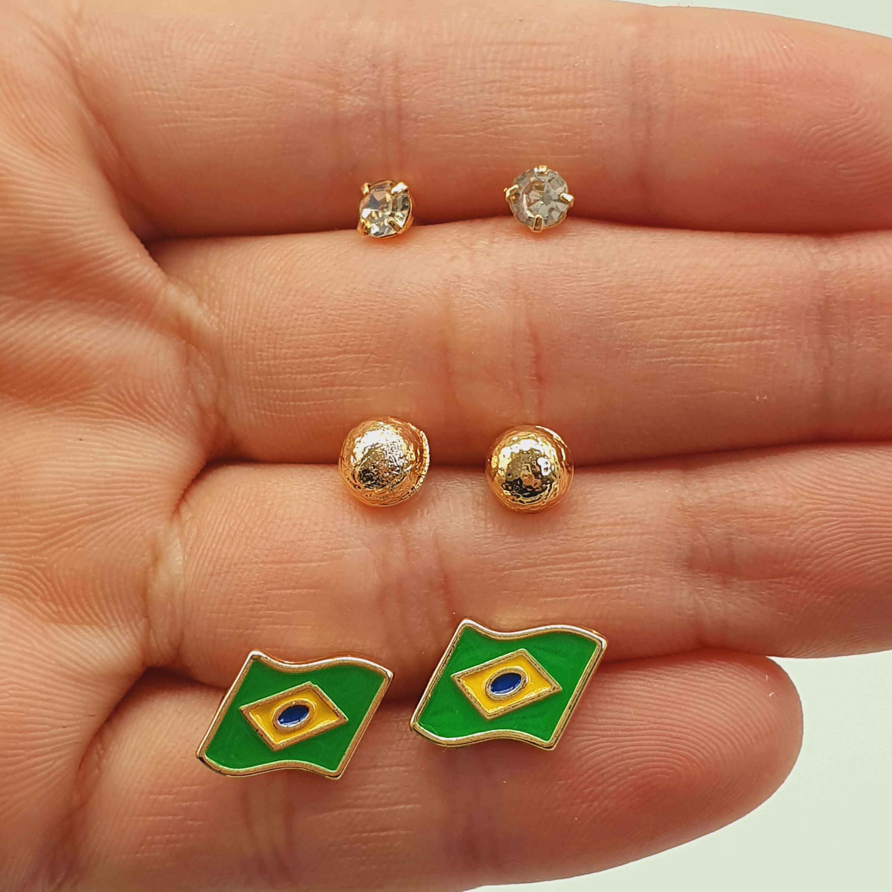 Kit De Brincos Folheados a Ouro 18K Bandeira Brasil - Chérie Bijoux