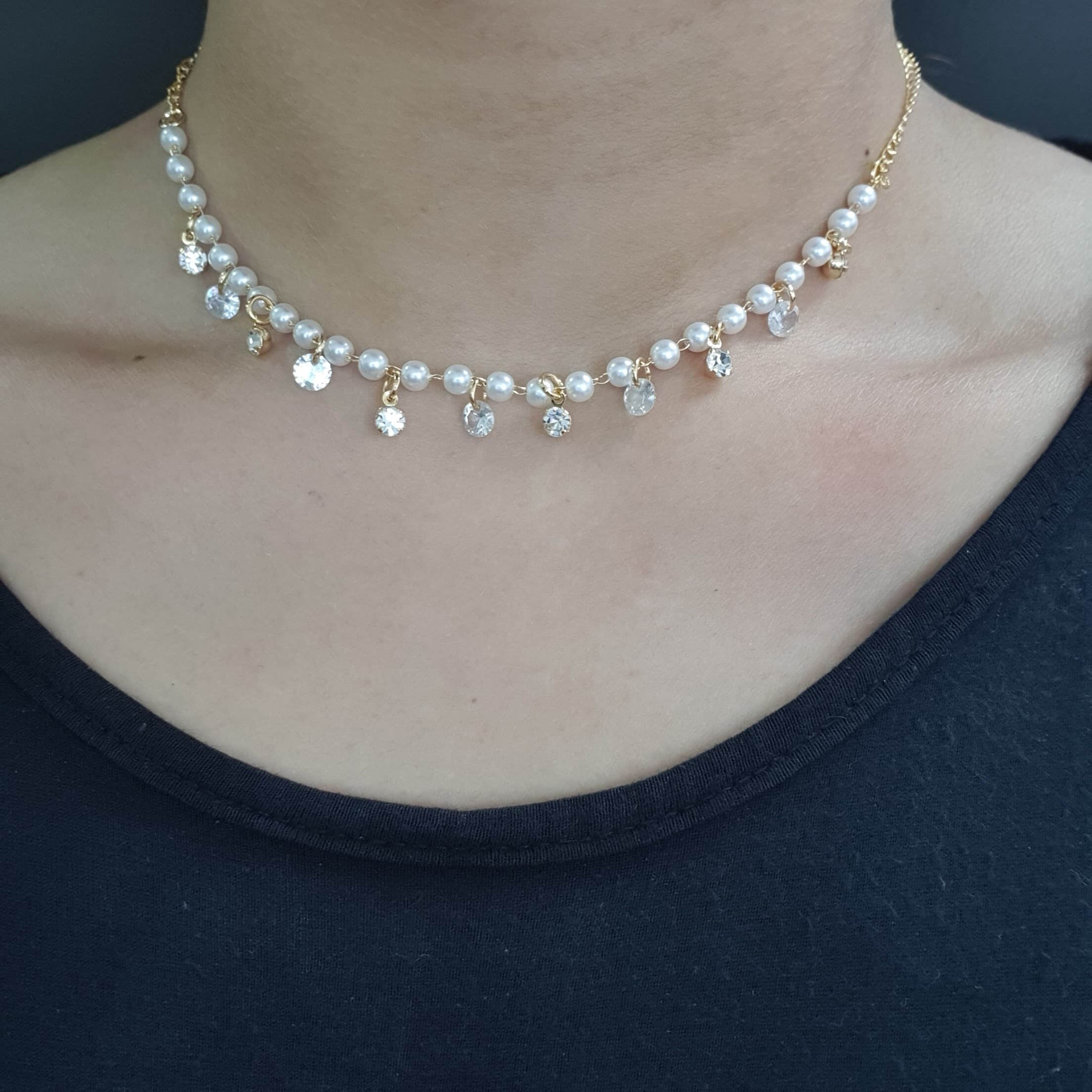 Colar Folheado a Ouro 18K Pérolas e Pontos De Luz - Chérie Bijoux