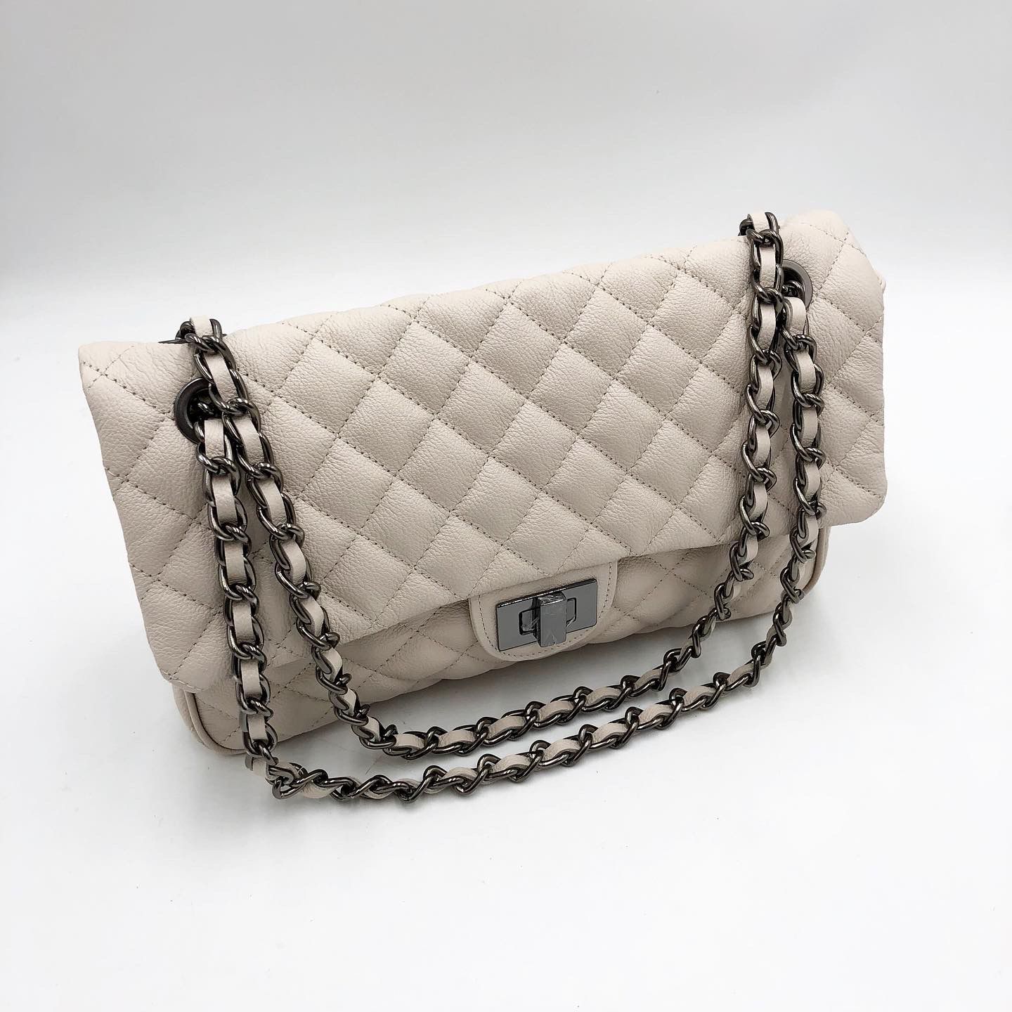 Bolsa Sandy Off White com Ônix | Divina Luz