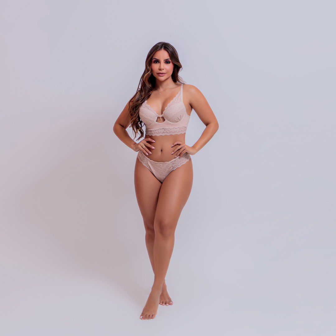 CONJUNTO EM RENDA COM DETALHE FRONTAL | DONNA DOLCE