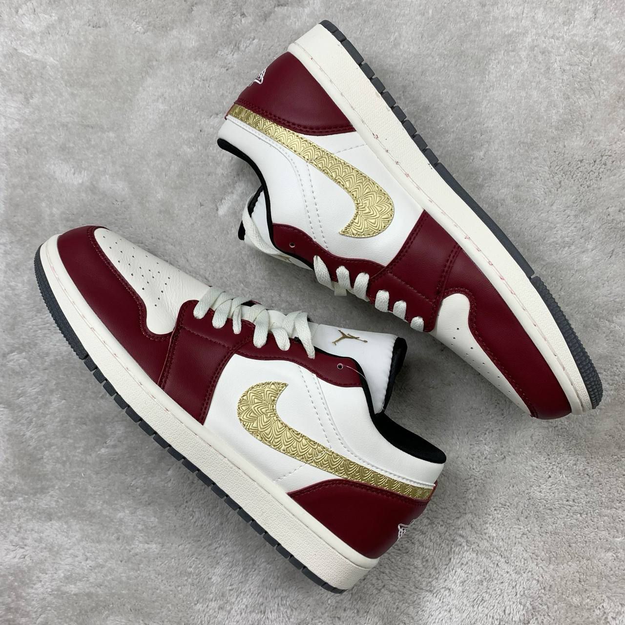 Tenis NK Air Jordan 1 Low - Year Of The Dragon - Branco/Vermelho ...
