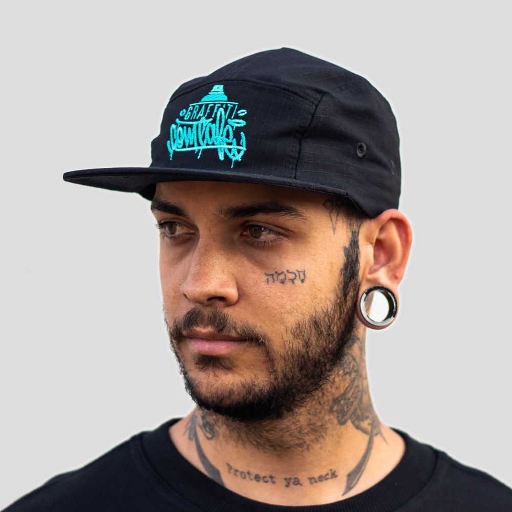 Boné Five Panel LABEL - Preto | Graffiti com Café