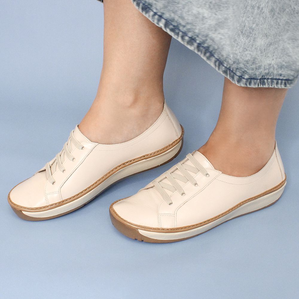 Sapatilha feminina J.Gean Wave em couro cor ice cod. FI0007 | J.Gean