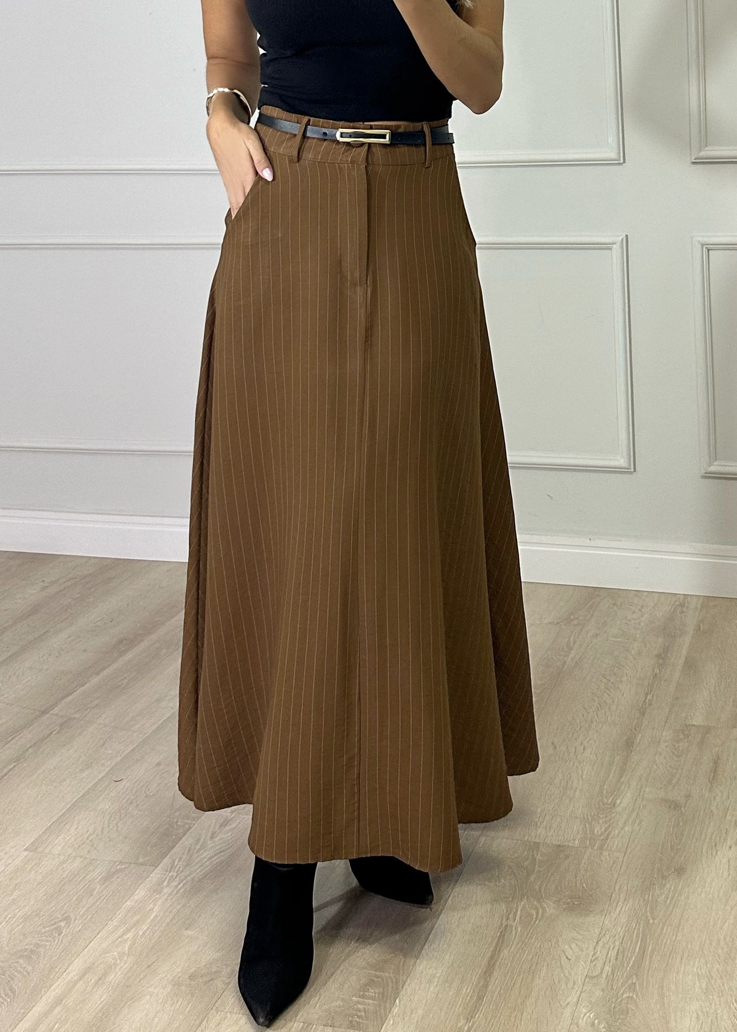 Saia | MADONNA BASIC