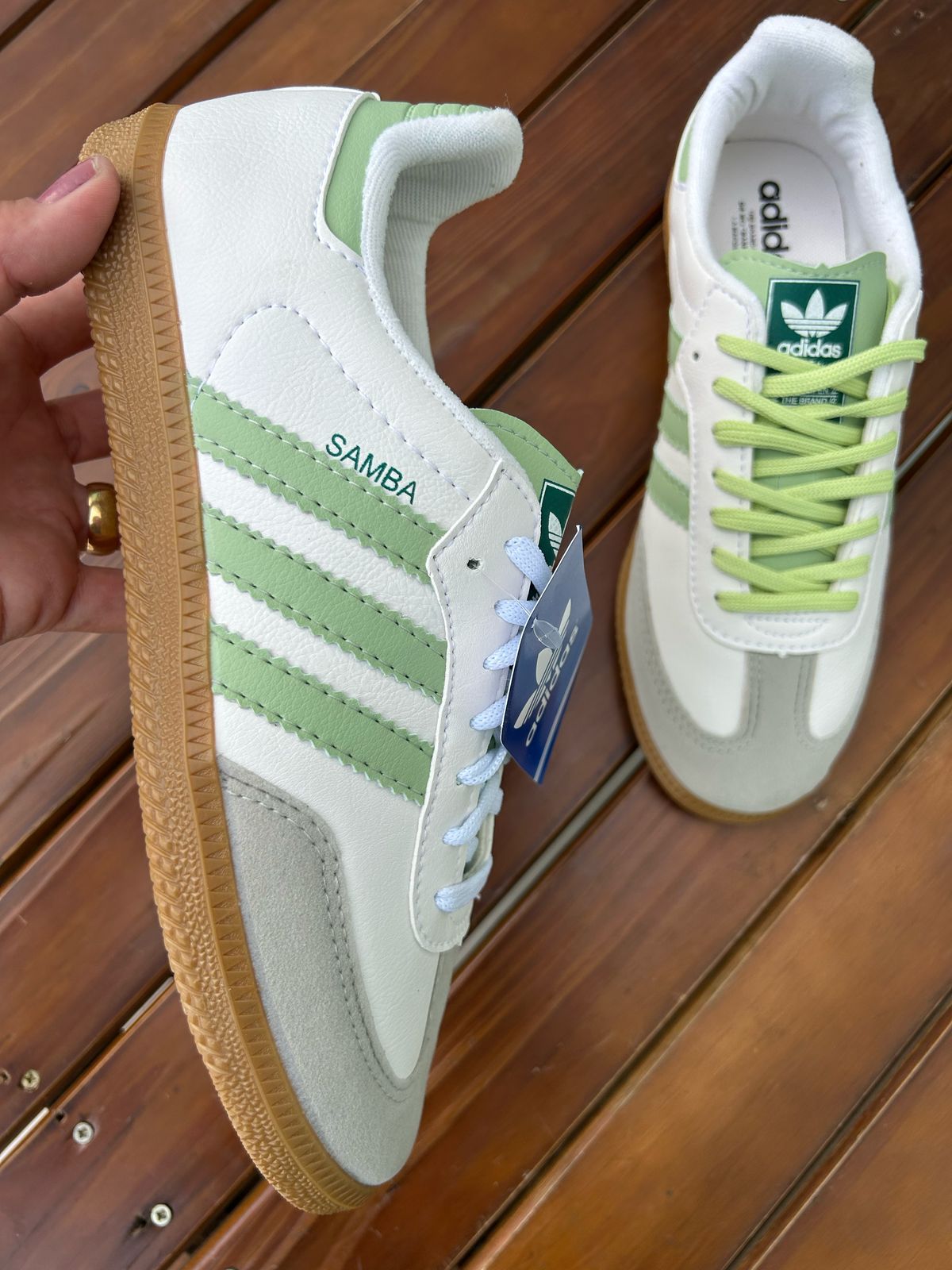 Tênis Adidas Samba Verde e Branco – Tendência Outono/Inverno 2025 ...