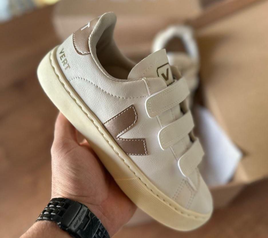 Tênis Velcro Branco Off com V Rose Metalizado | Inspiração Vert ...