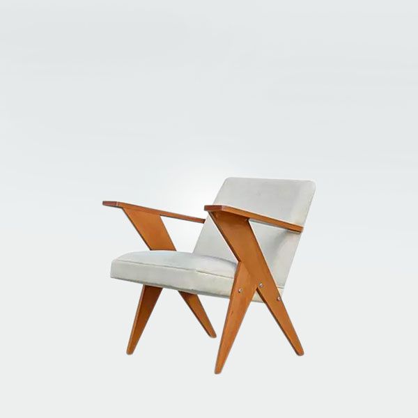 Poltrona N por Zanine Caldas | Studio Arqcasa