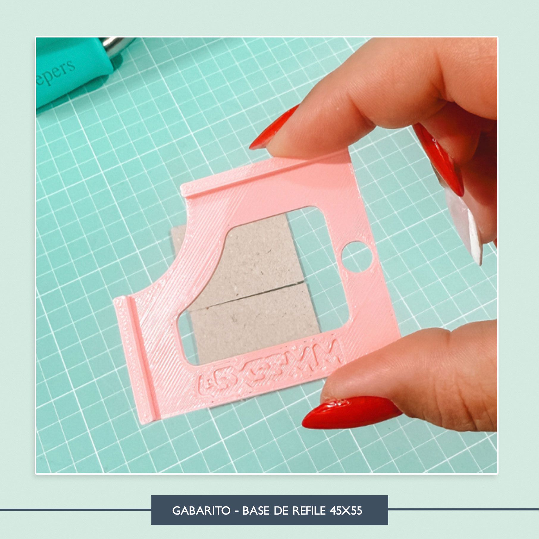 Gabarito - Base de refile 45x55 | Studio Office K