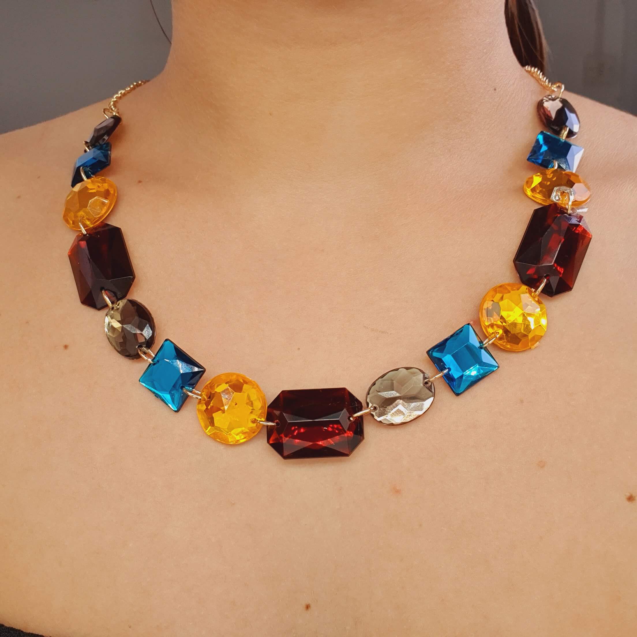 Colar Pedraria Colorida - Chérie Bijoux