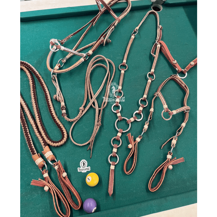 Traia Completa Meio Curtume Argolas Chatas | Traias e Catiras | Todo ...