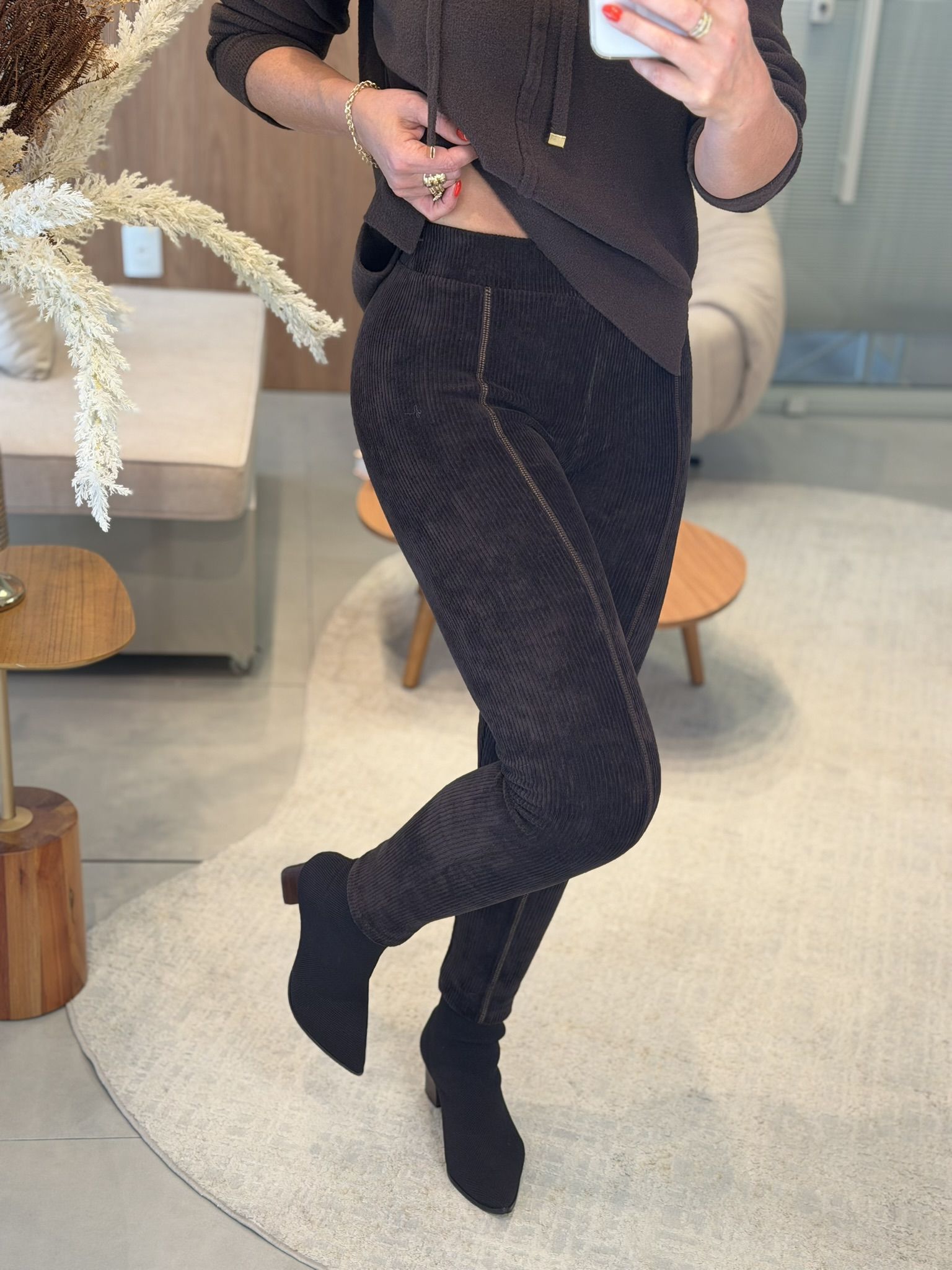 Calça Nori Cotelê Marrom 2001 | KATI MODAS