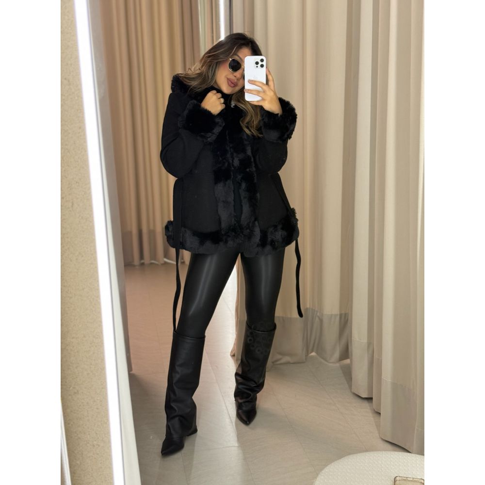 CASACO ELAINE PELINHOS | CAROLLA FERRARO