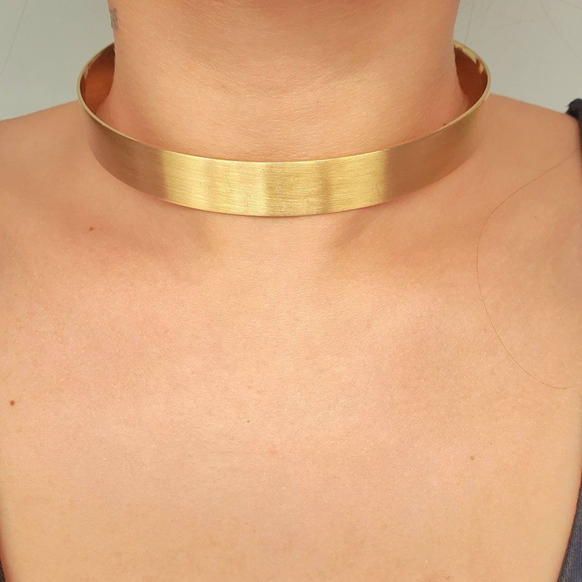 Colar Choker Dourada - Chérie Bijoux