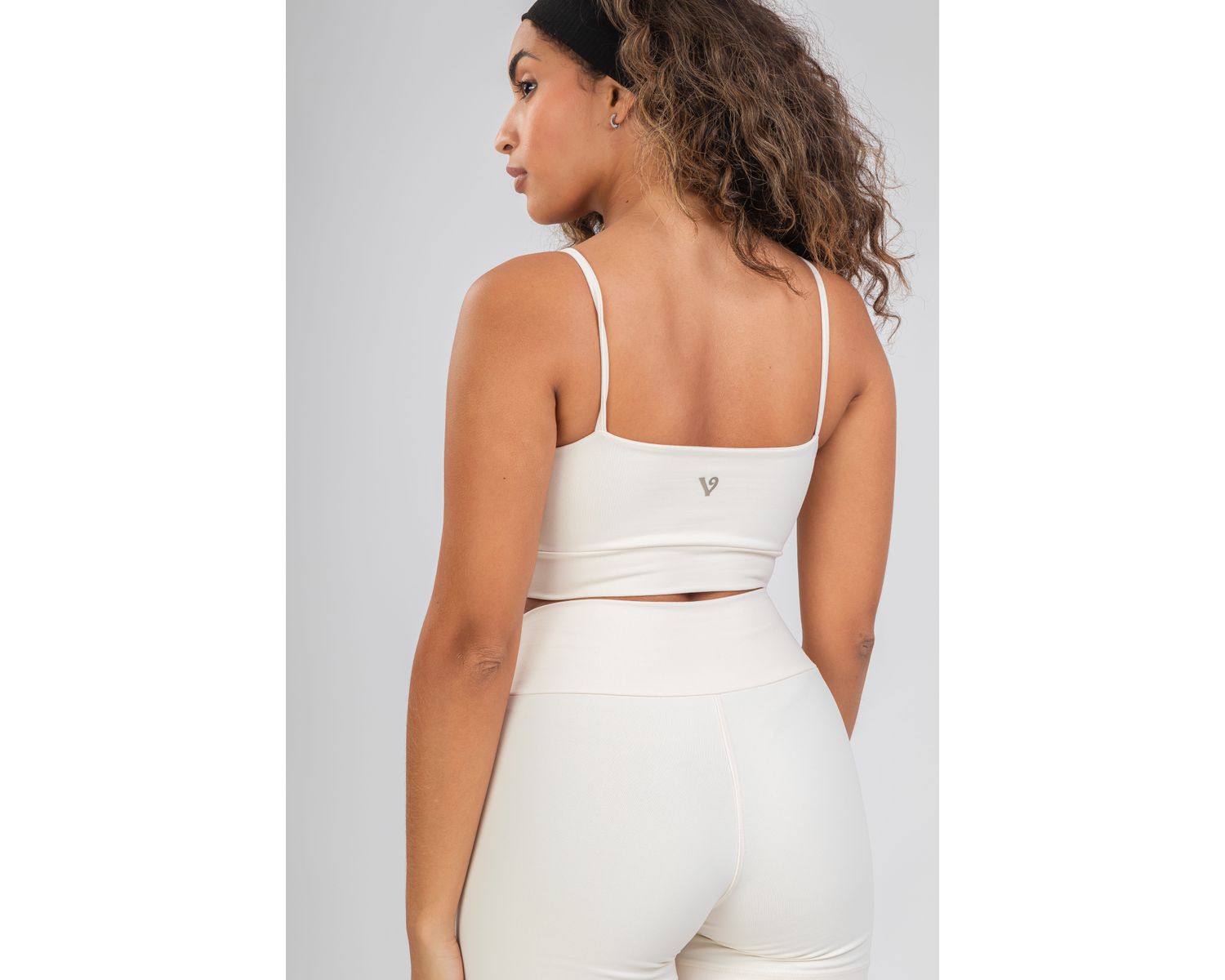 Short Basic Feminino - Off-white | VASHTI FITNESS