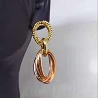 Brinco Redondo com Argolas Ovais em Ouro Rosé | Helder Joalheiros