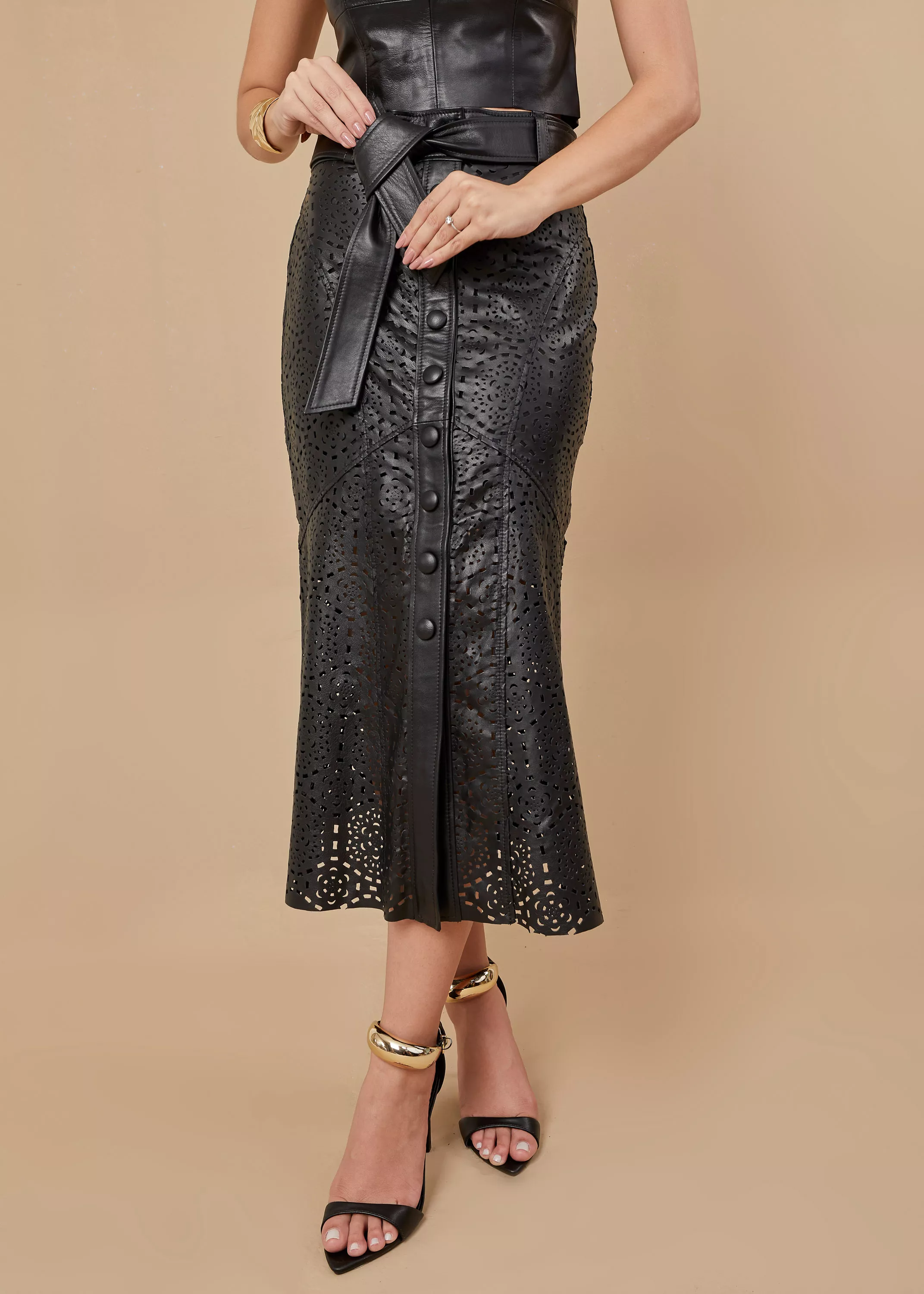 Saia De Couro Pelica Preta Helena | Elite Couro Store