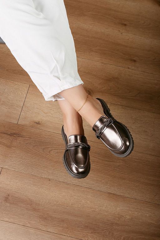 MULE | Use Isa Shoes