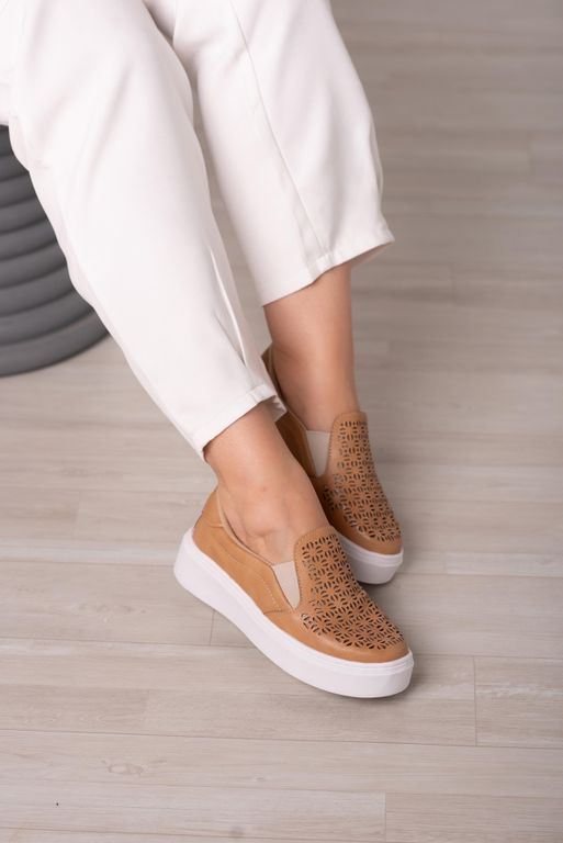 Social | Use Isa Shoes