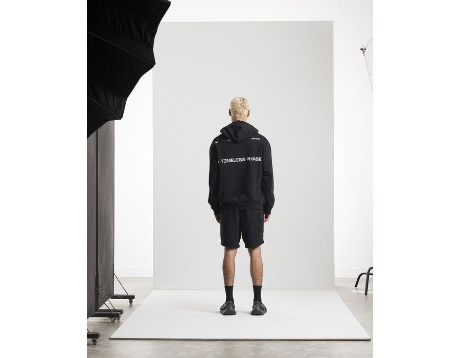 BASIC PROJECT HOODIE - BLACK | APHASE