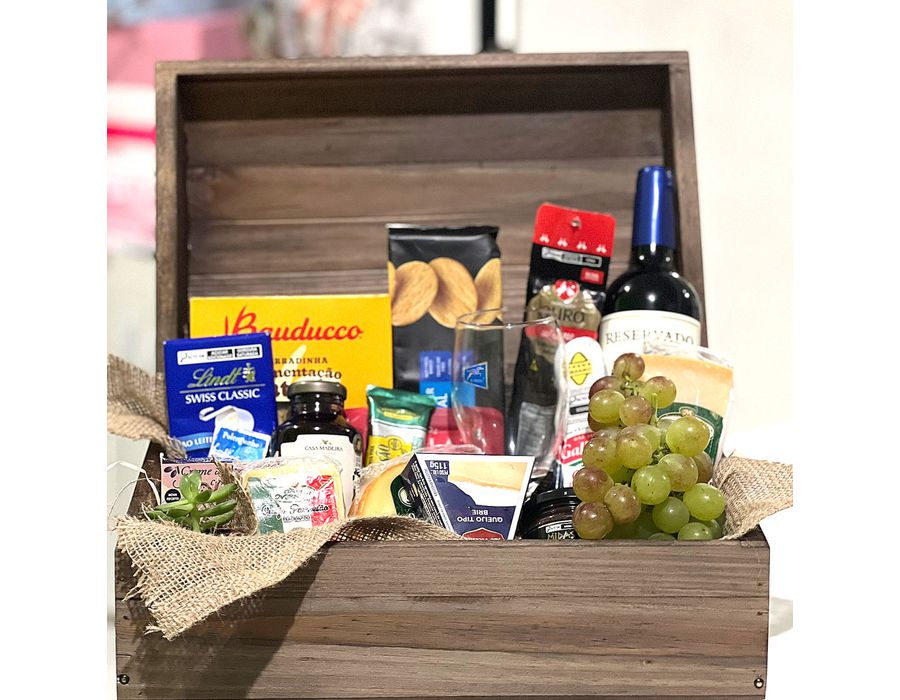 Queijos e Vinho Gold | CAFECOMPAO I Cestas de Café da Manhâ Curitiba