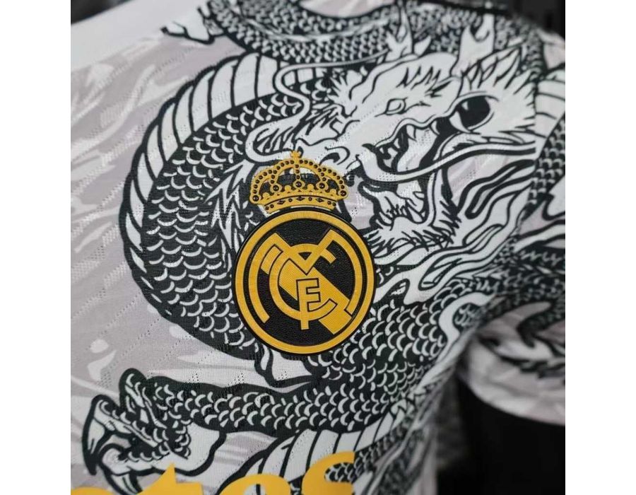 Camisa Real Madrid 2024/25 Edição Especial Dragão Jogador - Branco ...