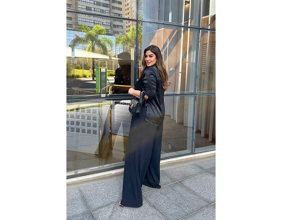 Camisa Lavínia Black | TAMTAUM PLUS SIZE FASHION