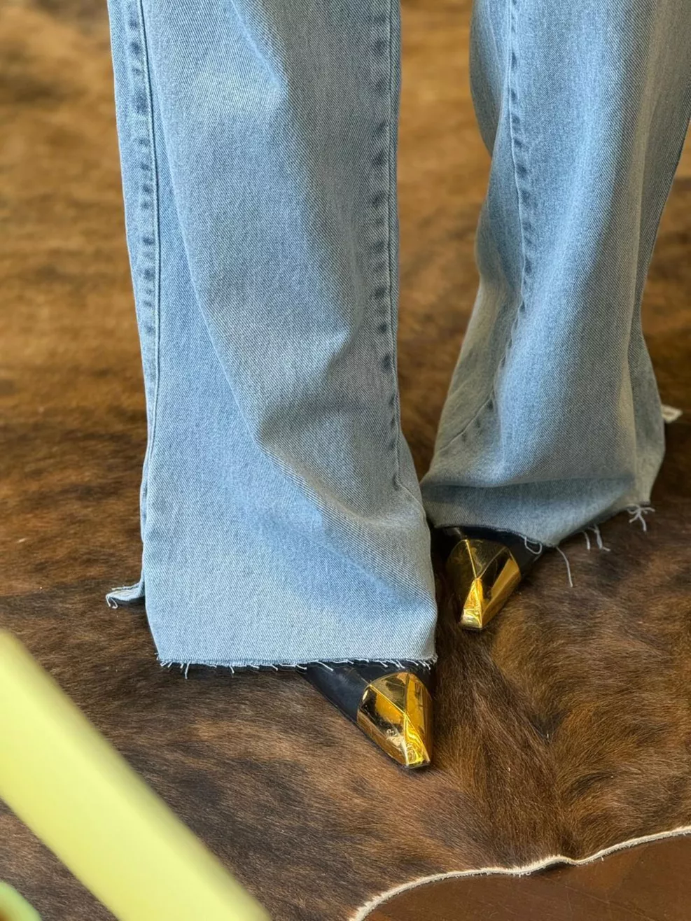 Calça Jeans Wide Leg Abertura Barra Jakie | Yellow Submarine